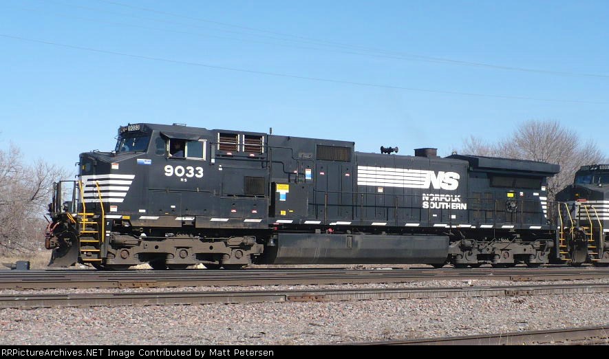 NS 9033